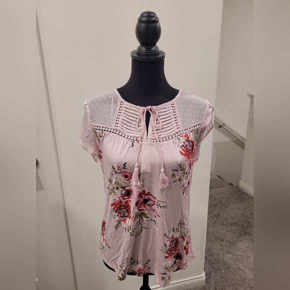 Daniel Rainn | Tops | Nwt Daniel Rainn Floral Blouse | Poshmark